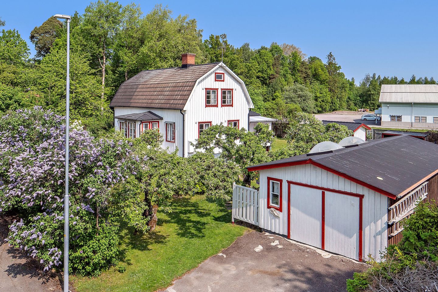 Stenkilsvägen 31 - Hus och villor till salu i Stora Levene ...